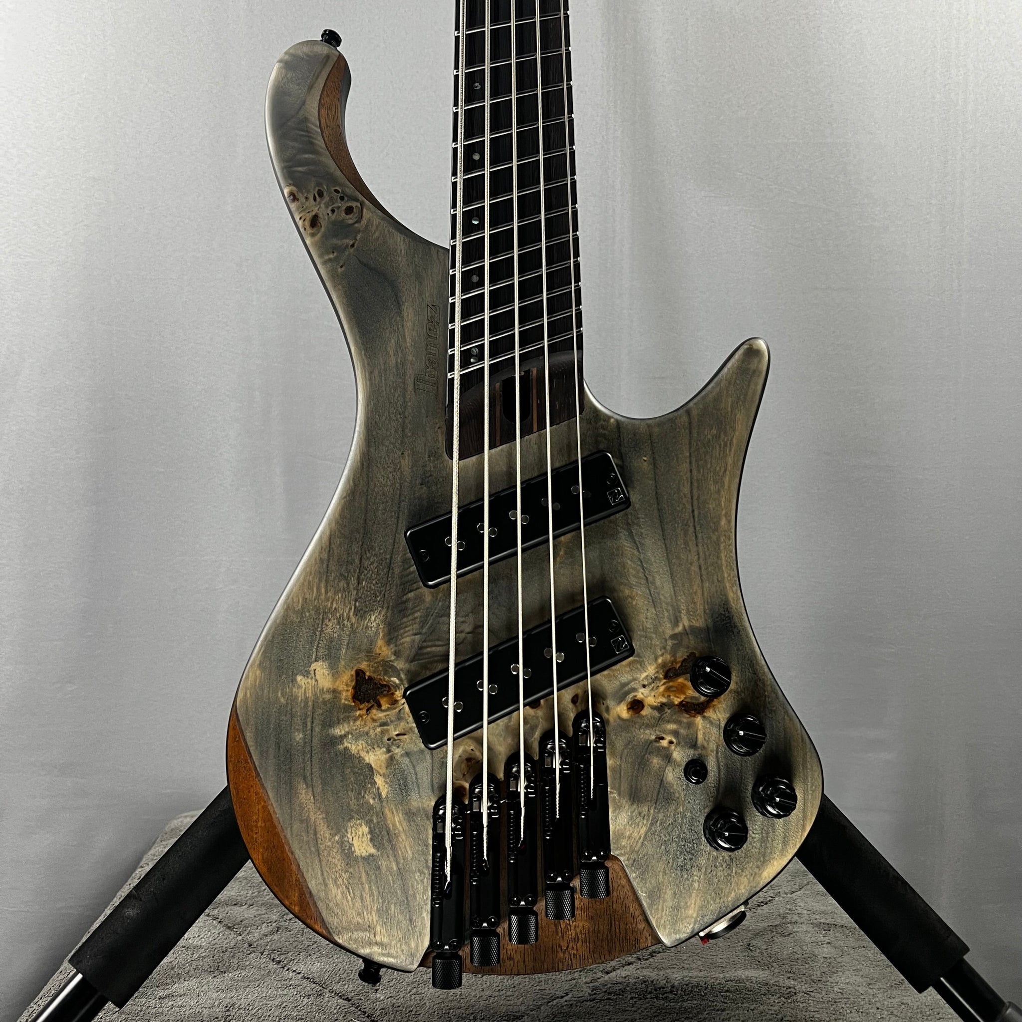 Bass Workshop EHB1505MS 5-string Multi-scale Bass Guitar - Black Ice F